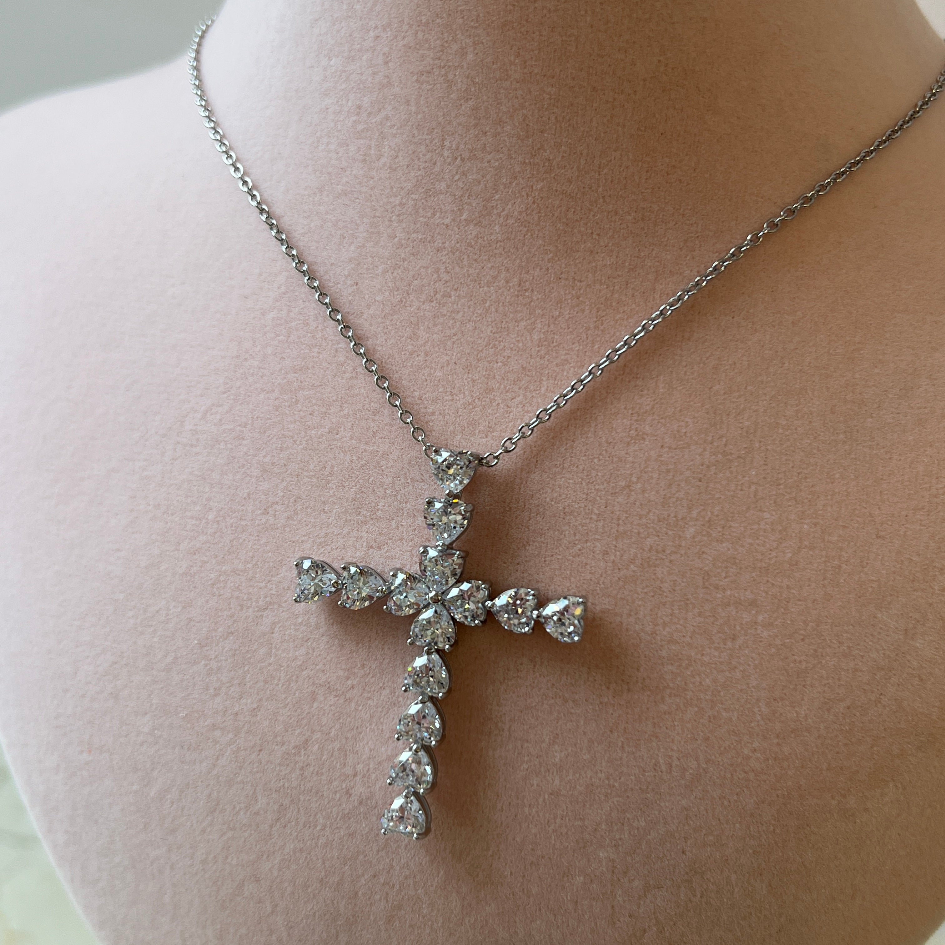 GOOD GIRL Pendant Necklace (White) - upgraded – NIKIBEE