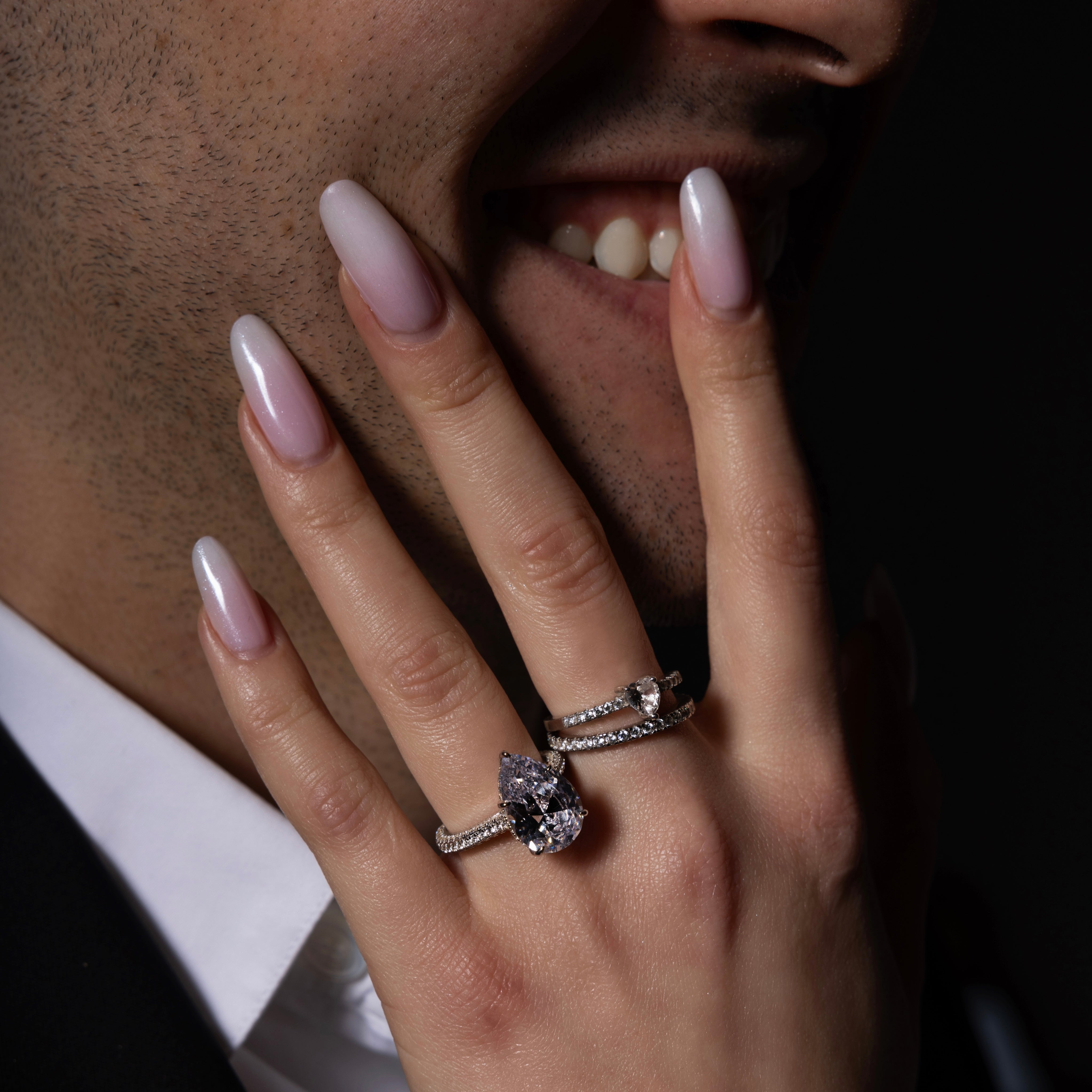 SOIRÉE Ring - White (Silver) – NIKIBEE